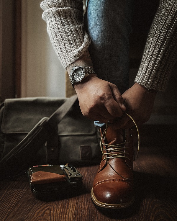 8 Trending Men's Combat Boots To Power Up Your Look-Bruno Marc